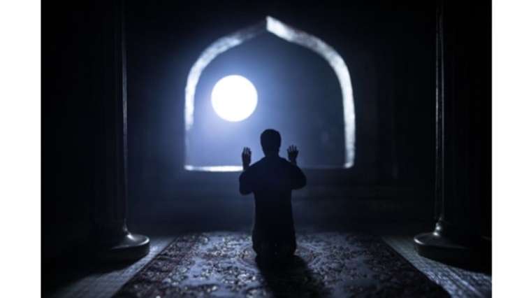 Bacaan Niat Sholat Tahajud 2 Rakaat Arab, Latin dan Artinya - Land ...